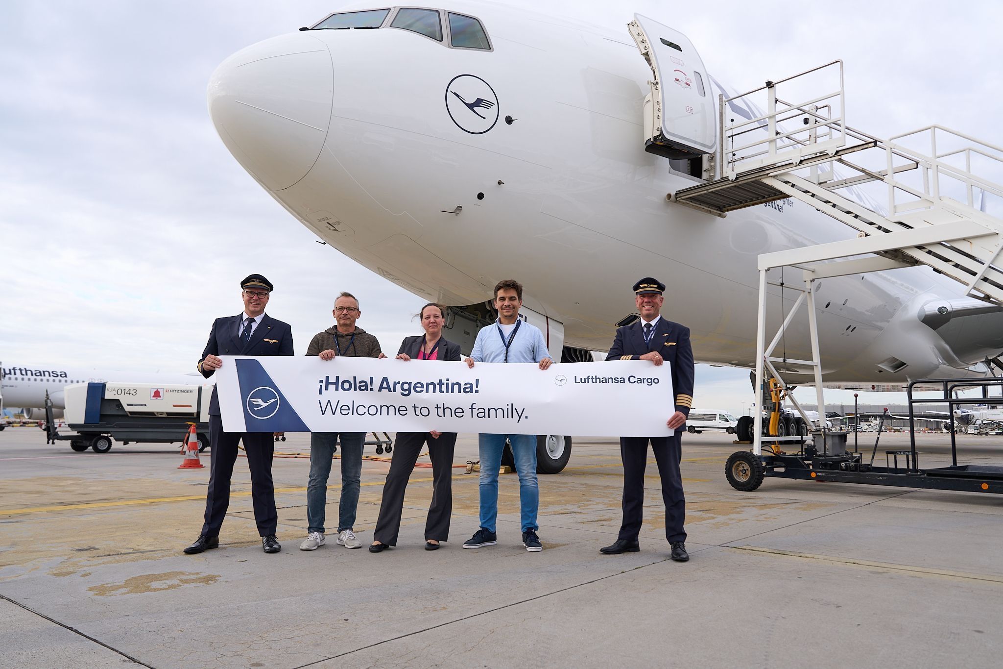 La flotta di Lufthansa Cargo sale a 18 aeromobili Boeing 777F - Air ...